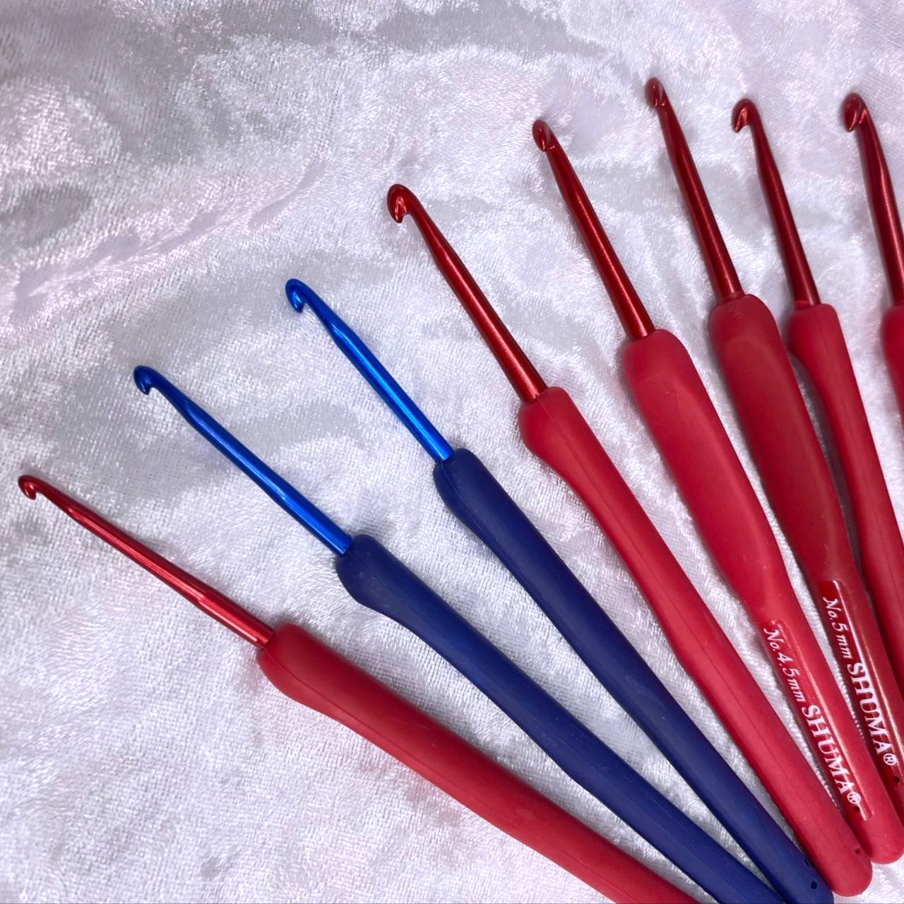 מסרגות קרושה Shuma אדום - קרן